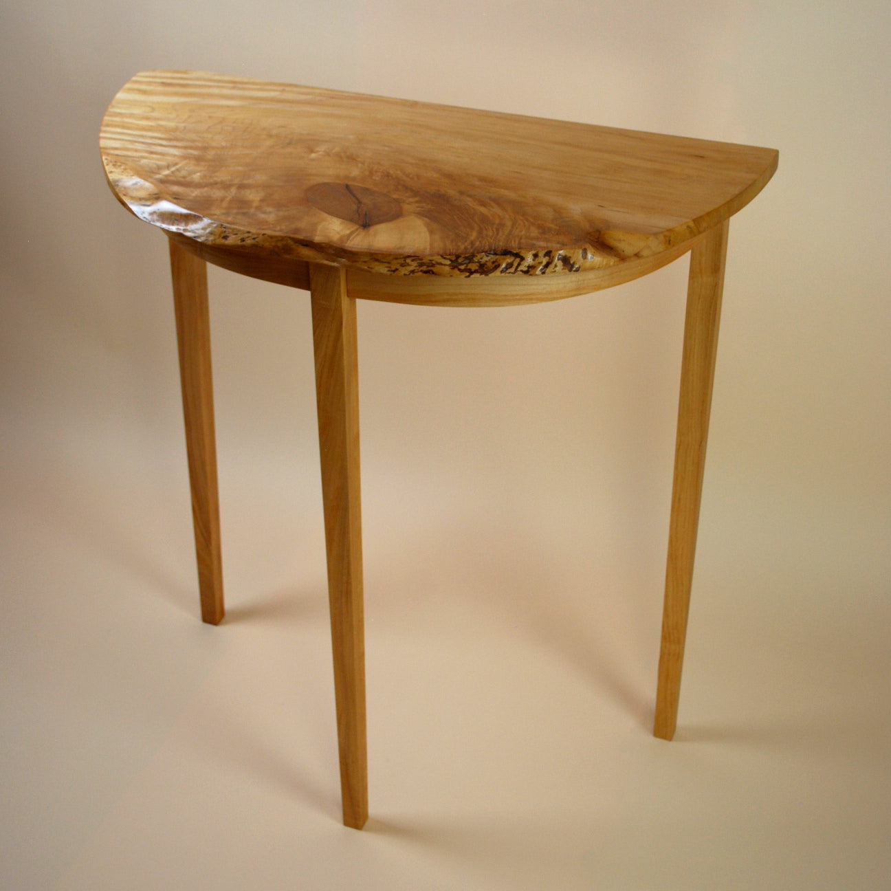 Figured Maple Round Front Three Legged Stand – woodthrushstudio